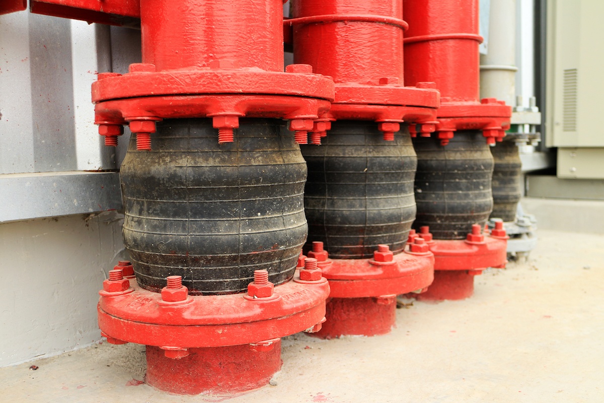 Vibration-Resistant Fasteners: Advantages of the Huck 360® Powerbolt